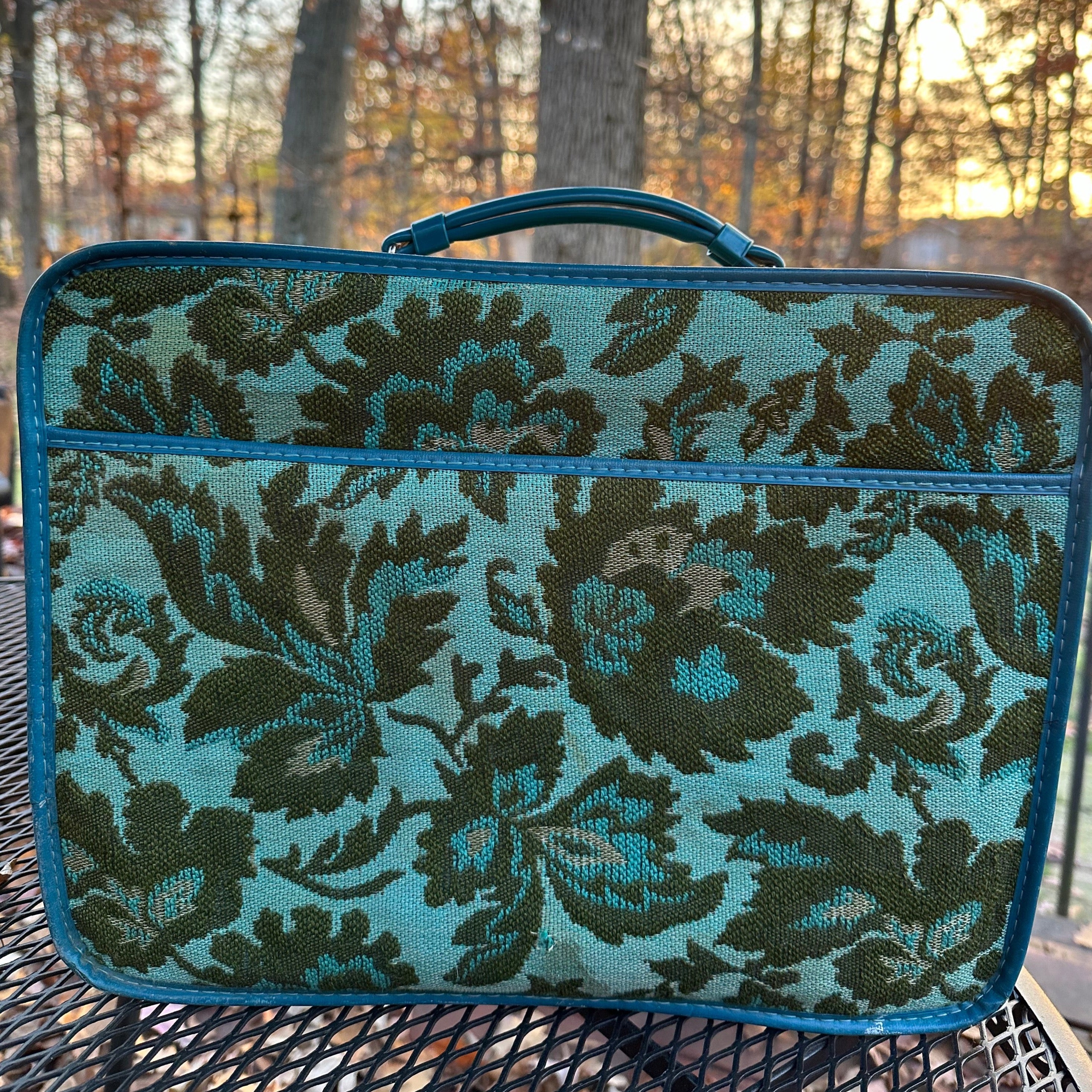Vintage Suitcase- Avon traveling rep suitcase 1970s- blue green – General Faire